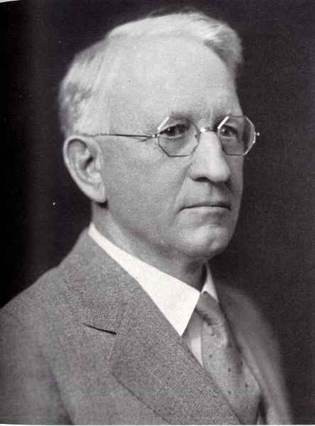 Albert Burnett's Instagram, Twitter & Facebook on IDCrawl